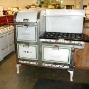 1934 Magic Chef Nouvelle Gas Stove - Antique Appliances